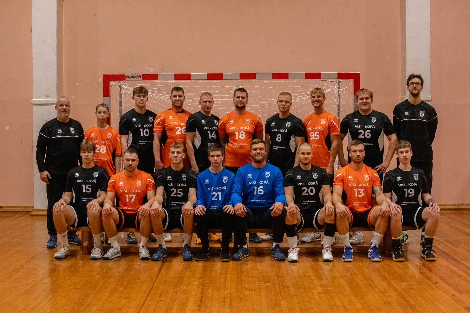 "Vaiņodes" handbolisti virslīgā zaudē dobelniekiem - ReKurZeme.lv